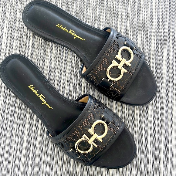 Salvatore Ferragamo | Shoes | Salvatore Ferragamo Black Leather Rhodes ...